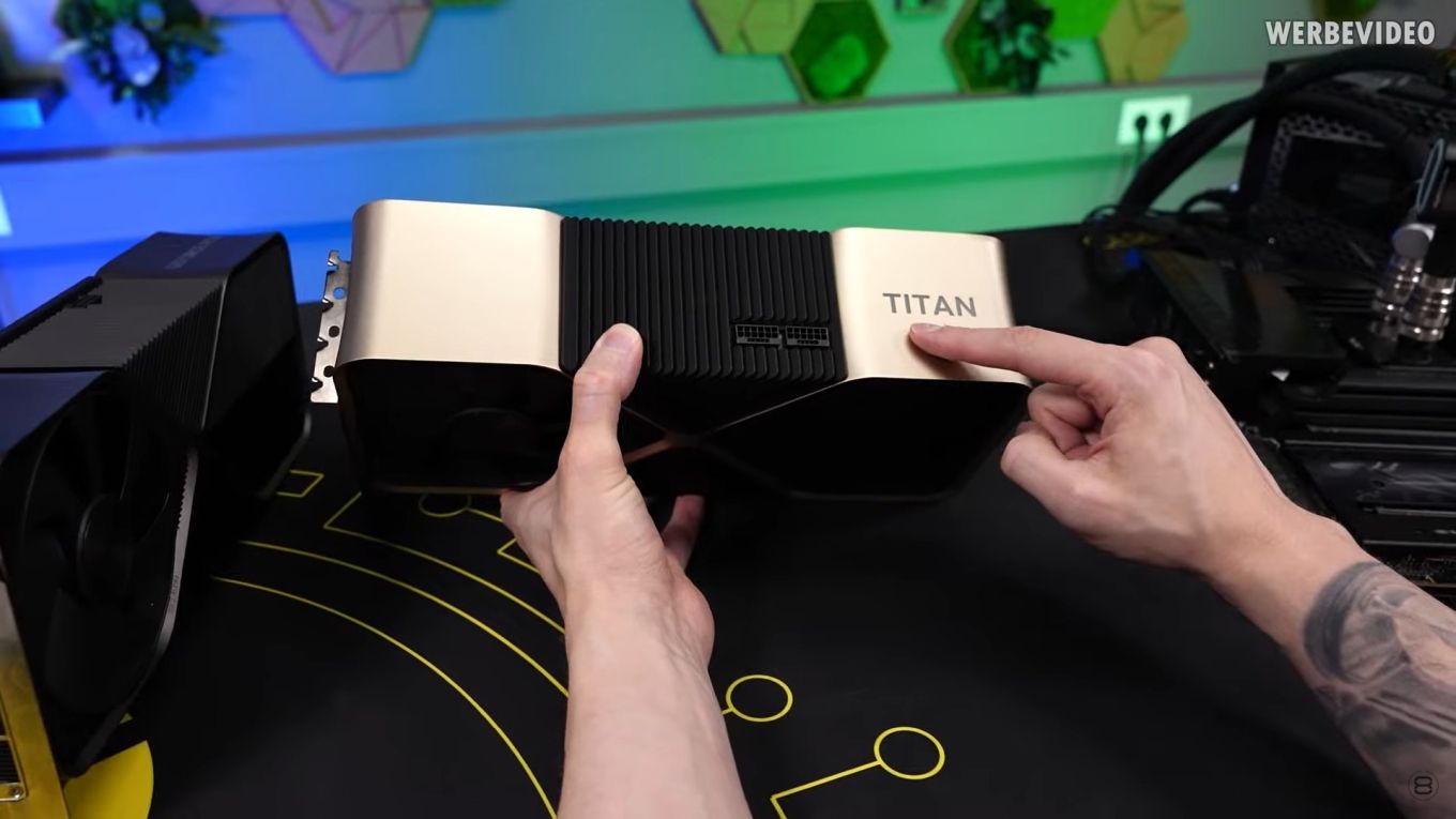 Der8auer test Nvidia Titan Ada-prototype: prestaties tussen RTX 4090 en ...